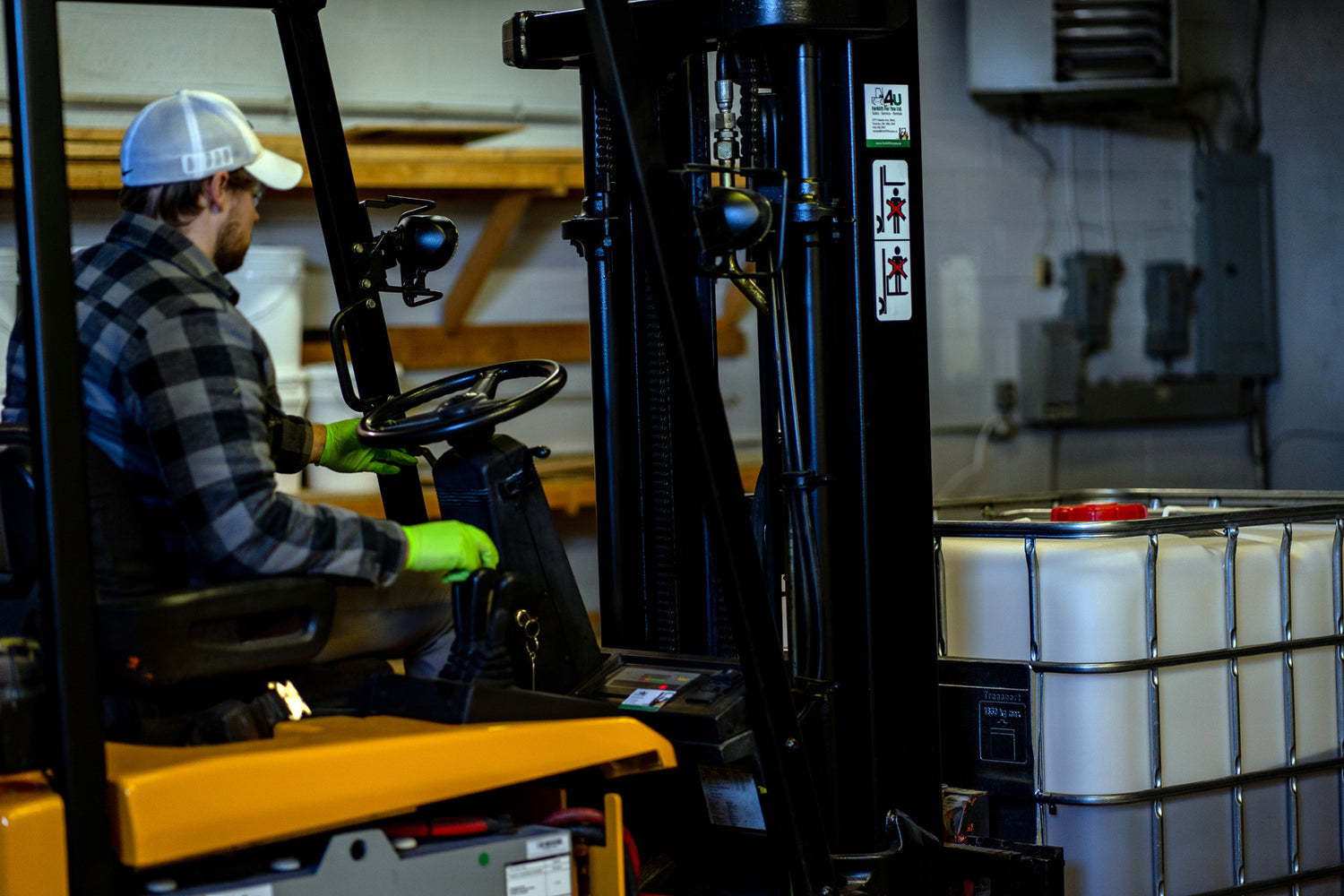 ABOUT US – WIN PRECISION INC.